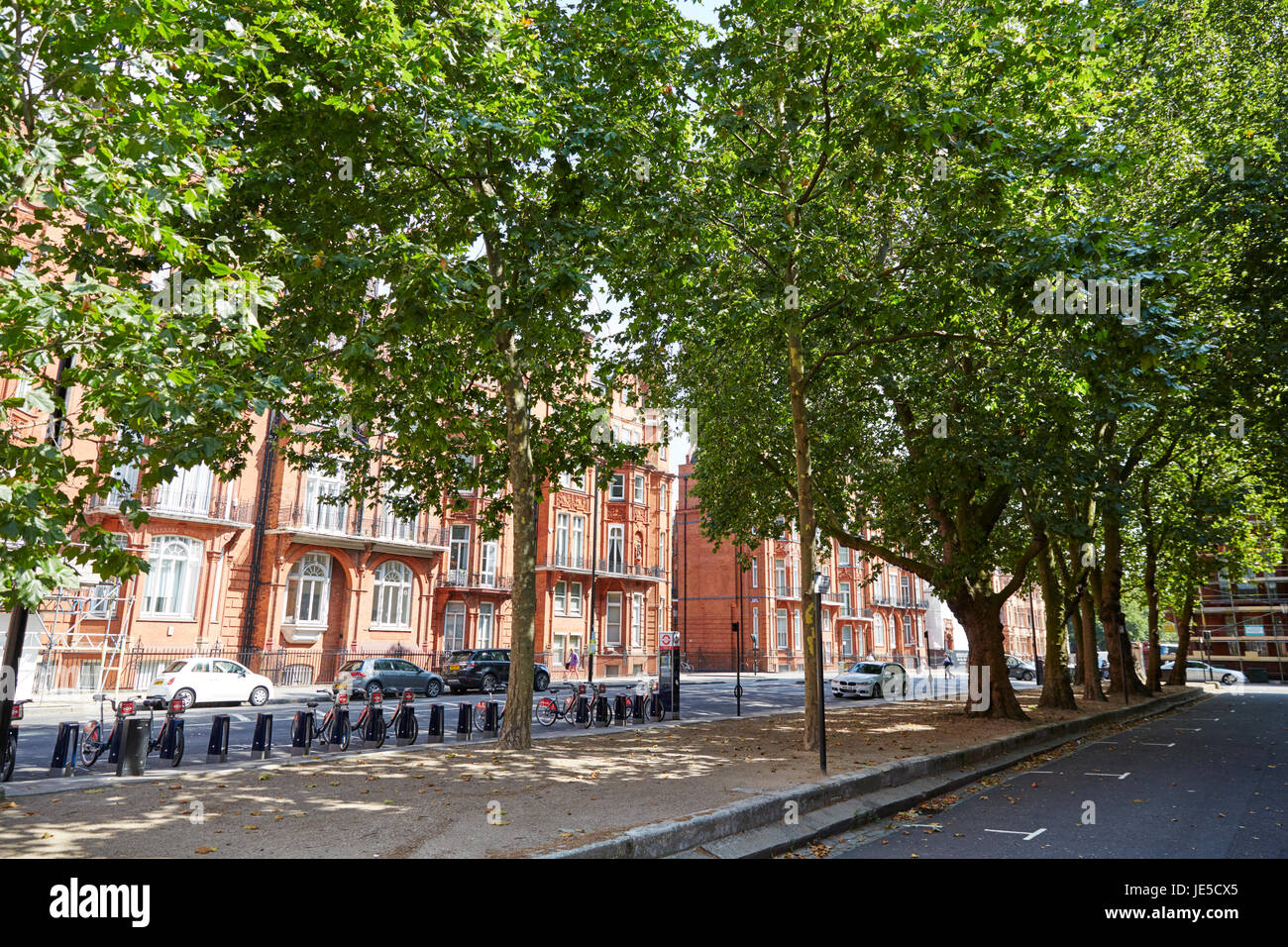 Pont Street, London, UK Stock Photo - Alamy