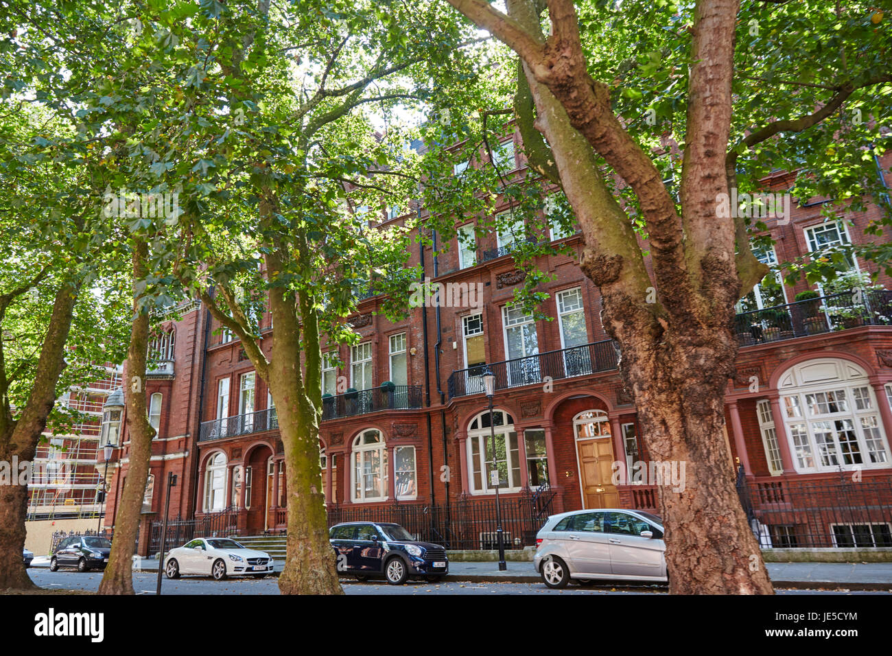 Pont Street, London, UK Stock Photo - Alamy