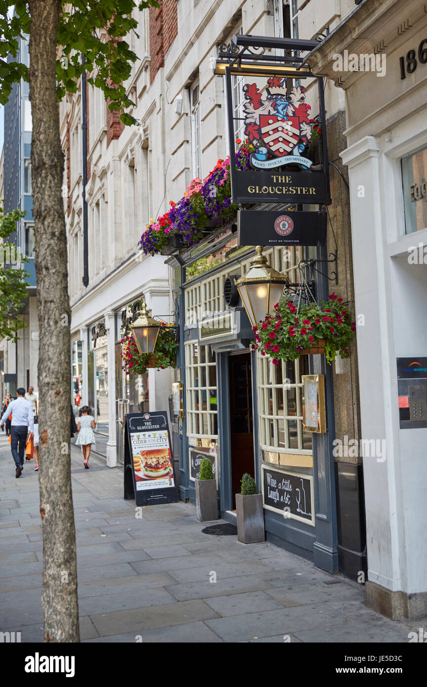 Gloucester pub hi-res stock photography and images - Alamy