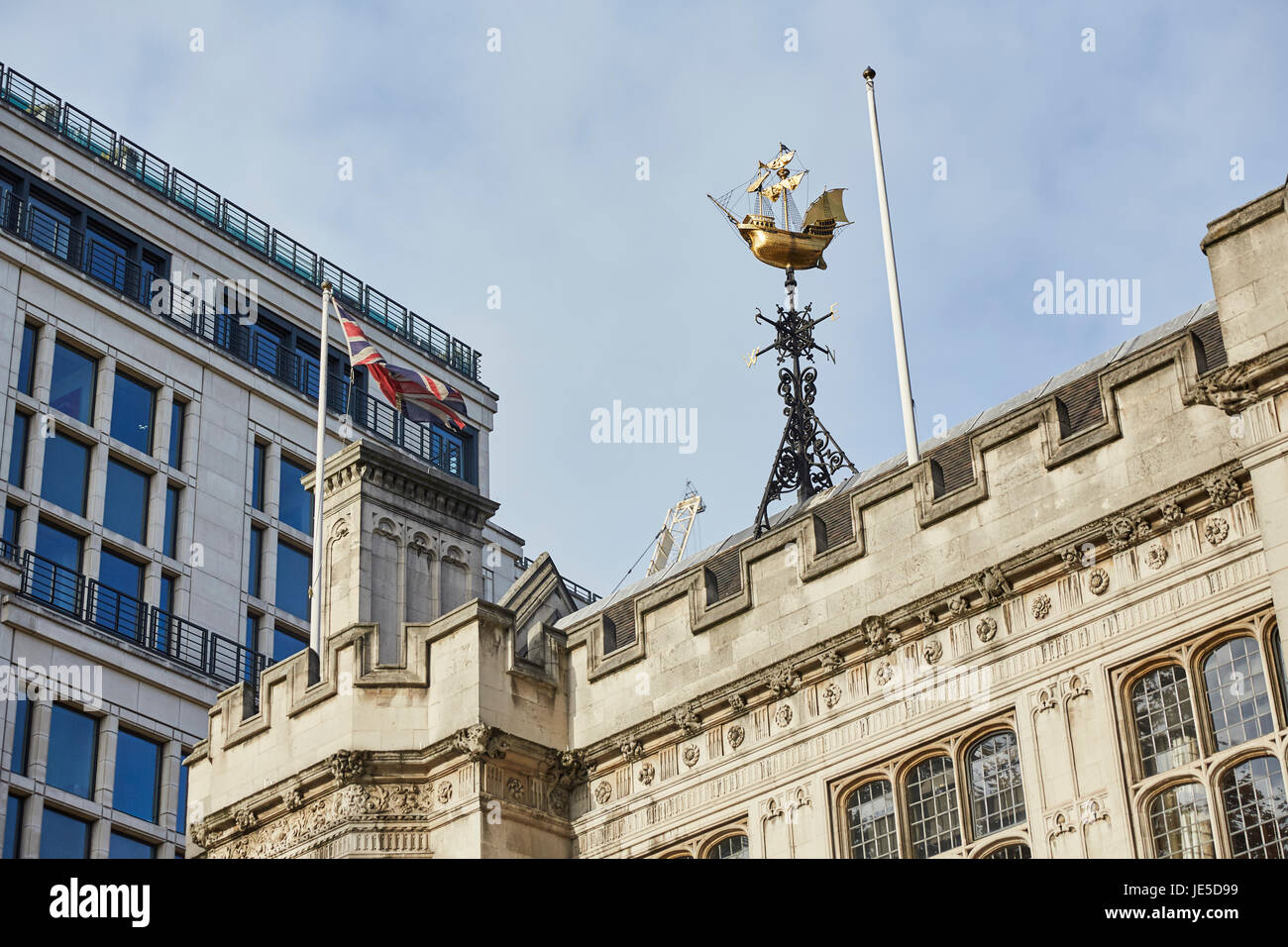 Two temple place london hi-res stock photography and images - Alamy