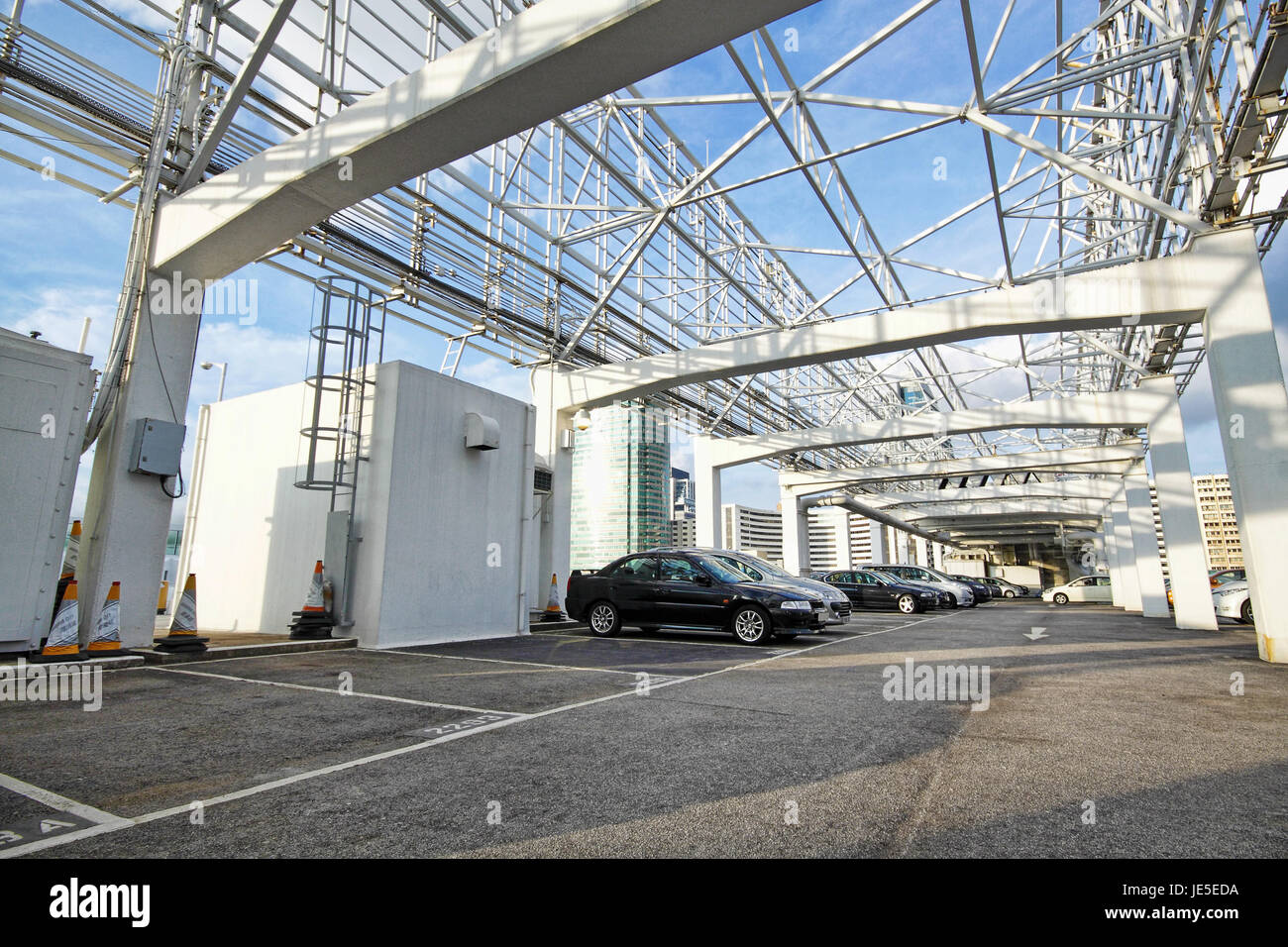 Steel framed car park hi-res stock photography and images - Alamy