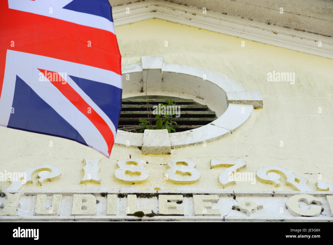 Ventilation facade hi-res stock photography and images - Alamy