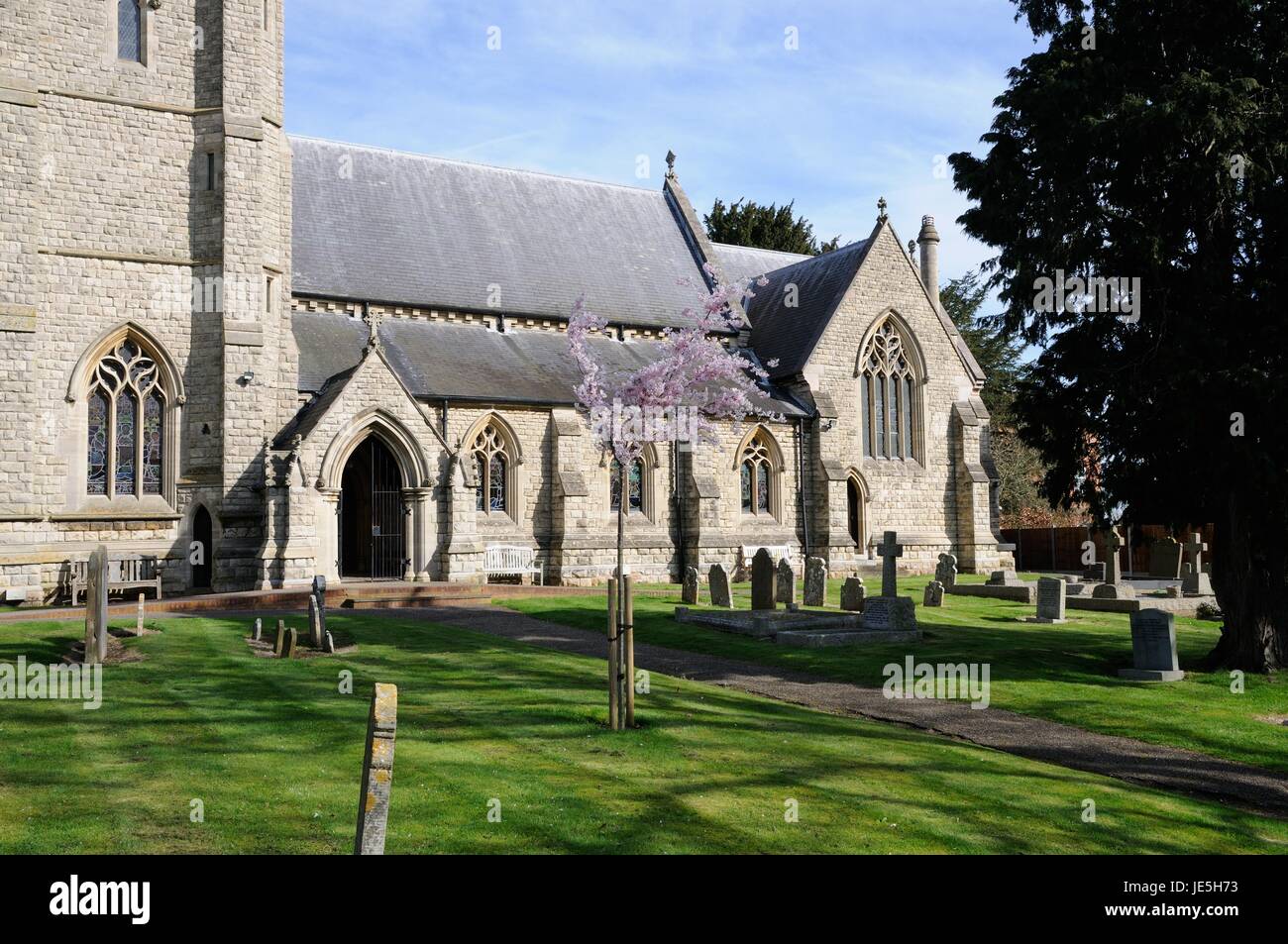 Thomas à becket parish church hi-res stock photography and images - Alamy