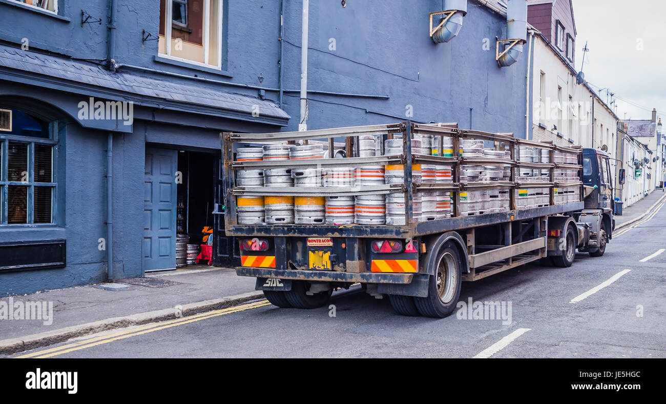 Pub beer delivery hi-res stock photography and images - Alamy
