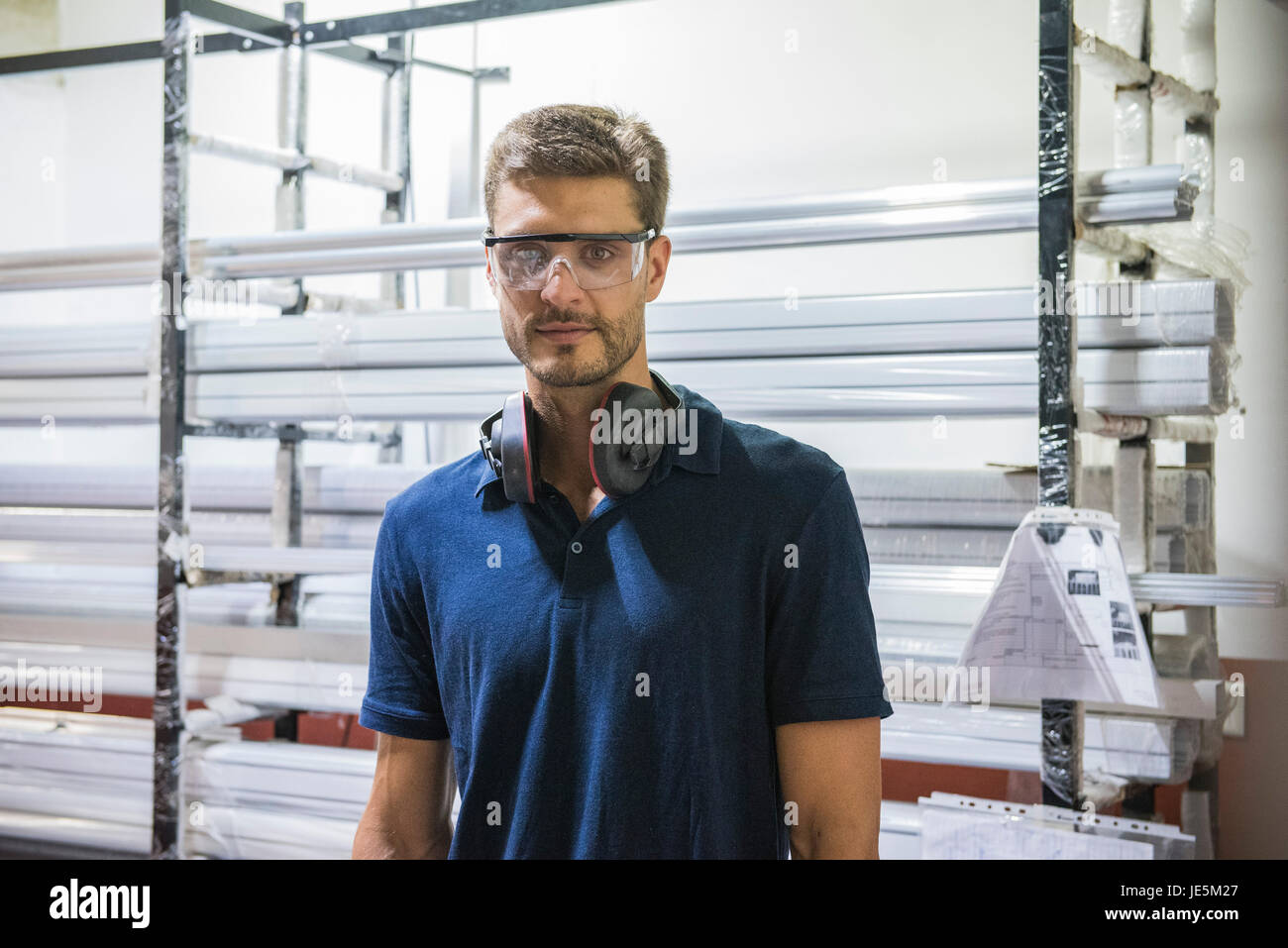 Factory worker, portrait Stock Photo - Alamy