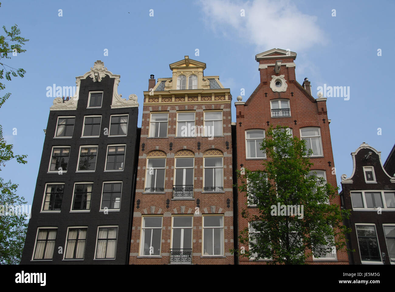 amsterdam half-timbered houses Stock Photo - Alamy