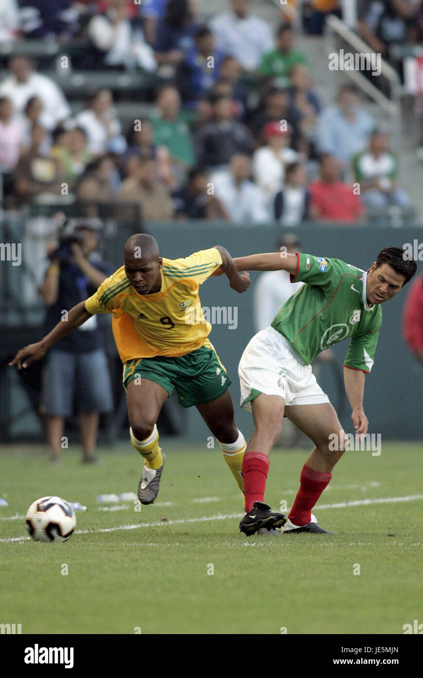 L MOKOENA & RAFAEL GARCIA SOUTH AFRICA V MEXICO HOME DEPOT CENTRE ...