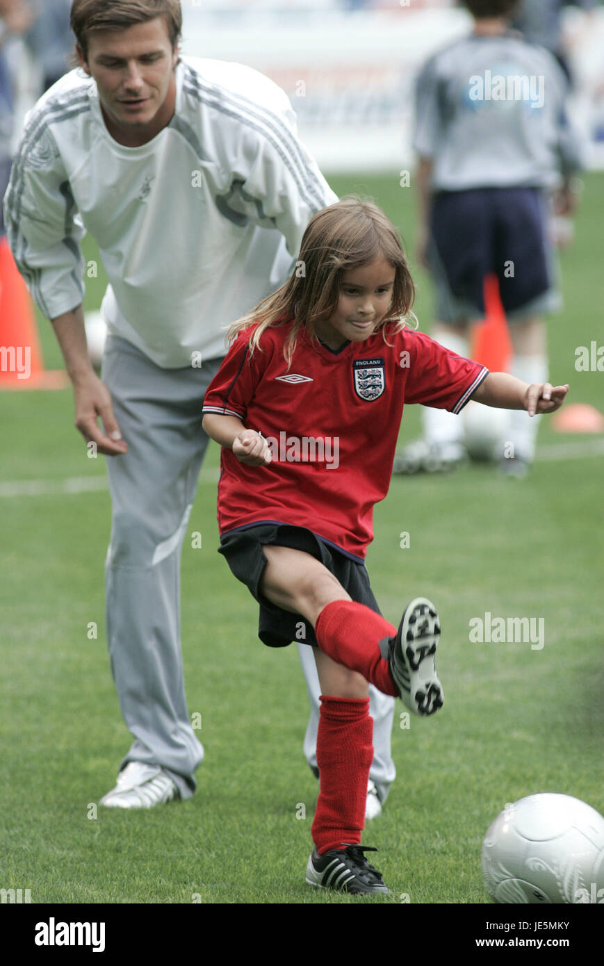 DAVID BECKHAM & CHILD THE DAVID BECKHAM ACADEMY HOME DEPOT CENTER ...