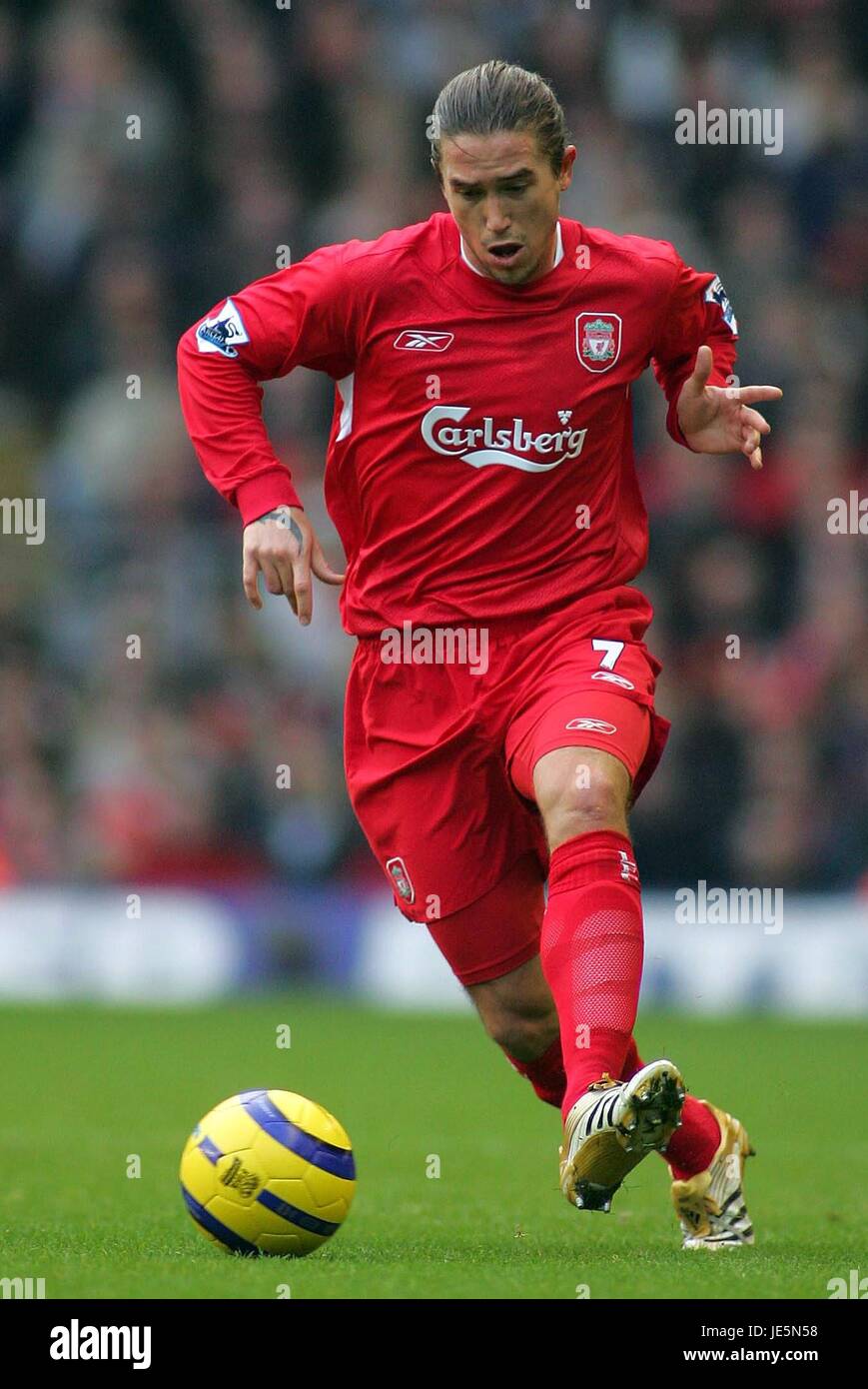 HARRY KEWELL LIVERPOOL FC ANFIELD LIVERPOOL ENGLAND 10 December 2005 Stock Photo - Alamy