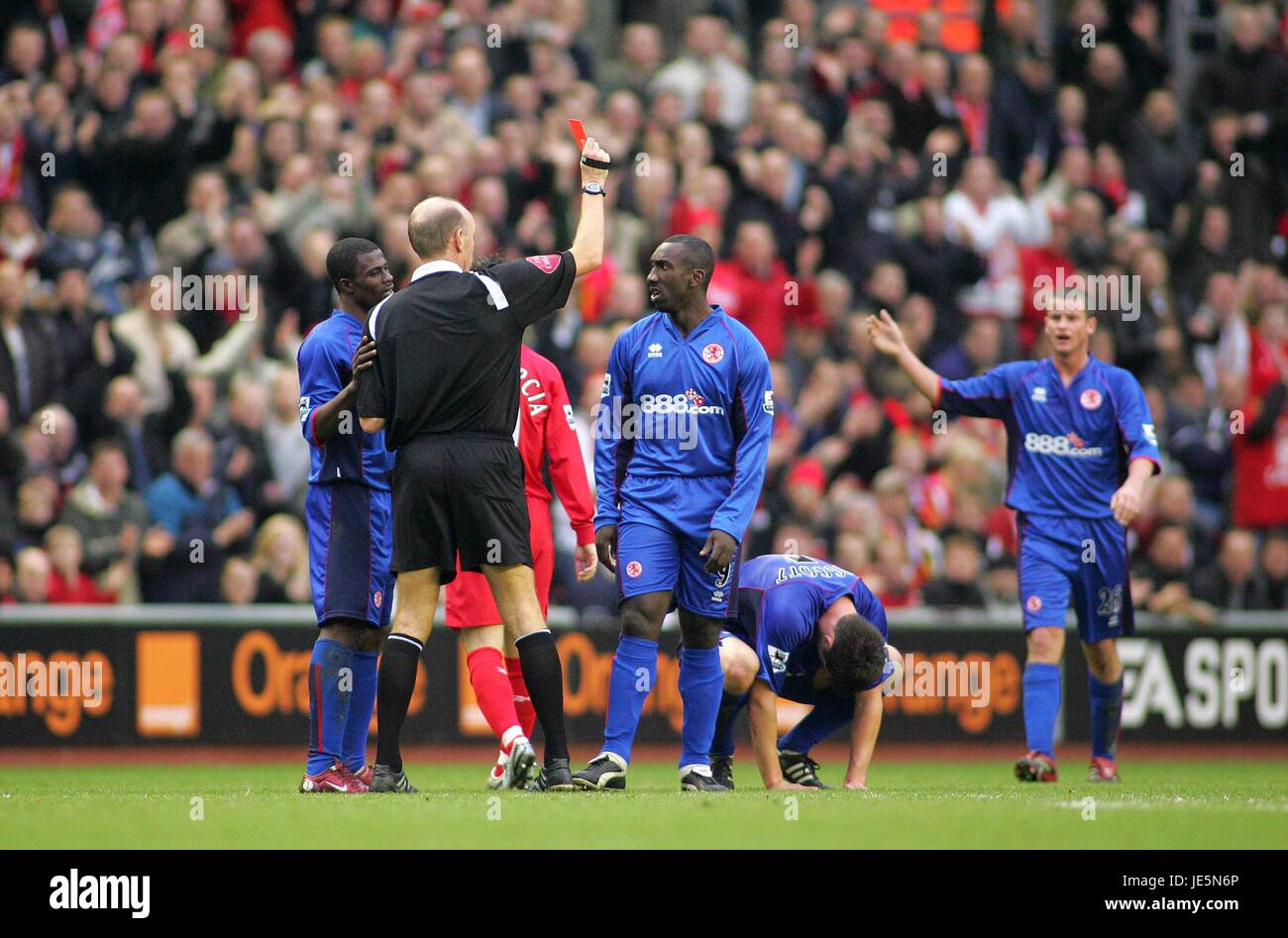 Is sent off v liverpool hi-res stock photography and images - Alamy