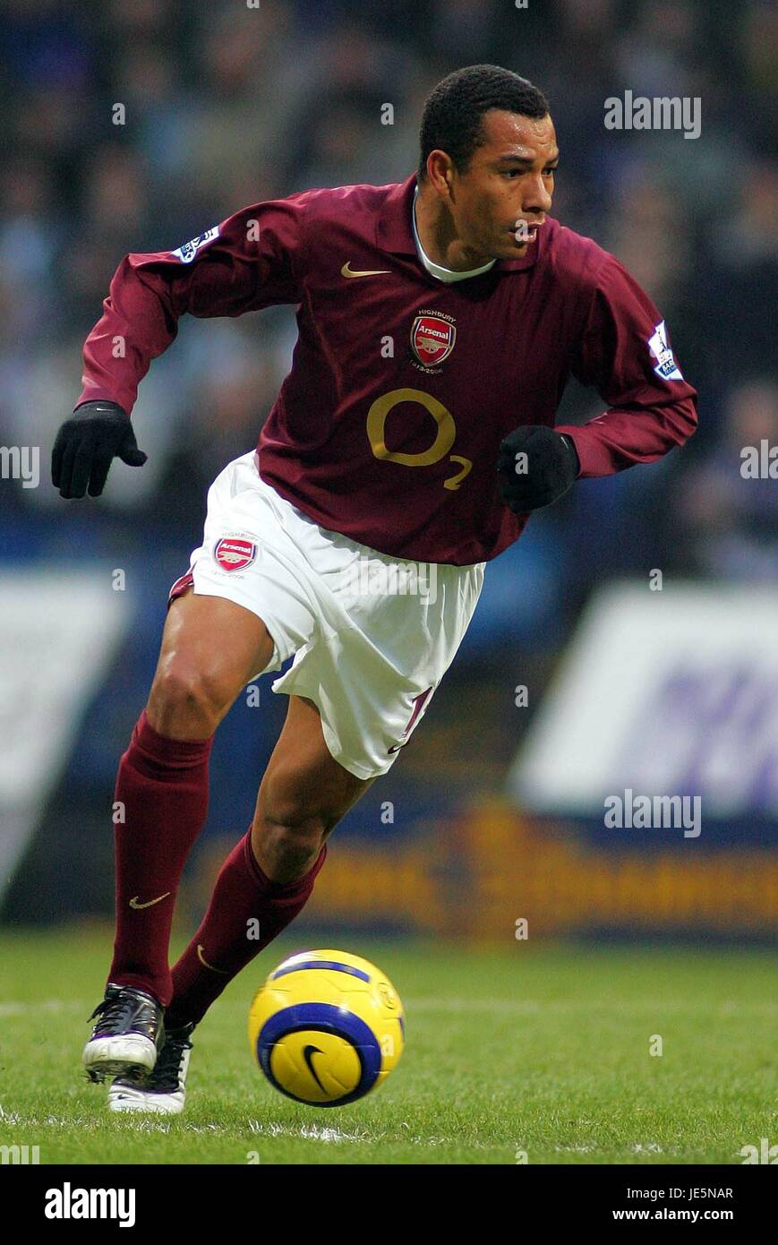 Gilberto silva arsenal hi-res stock photography and images - Alamy
