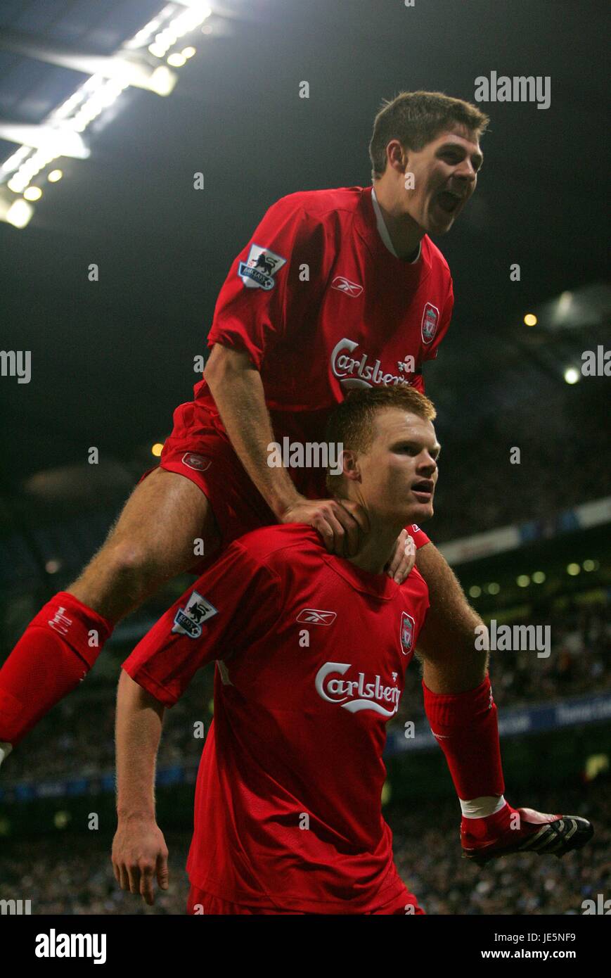 Steven gerrard and john arne riise hi-res stock photography and images ...