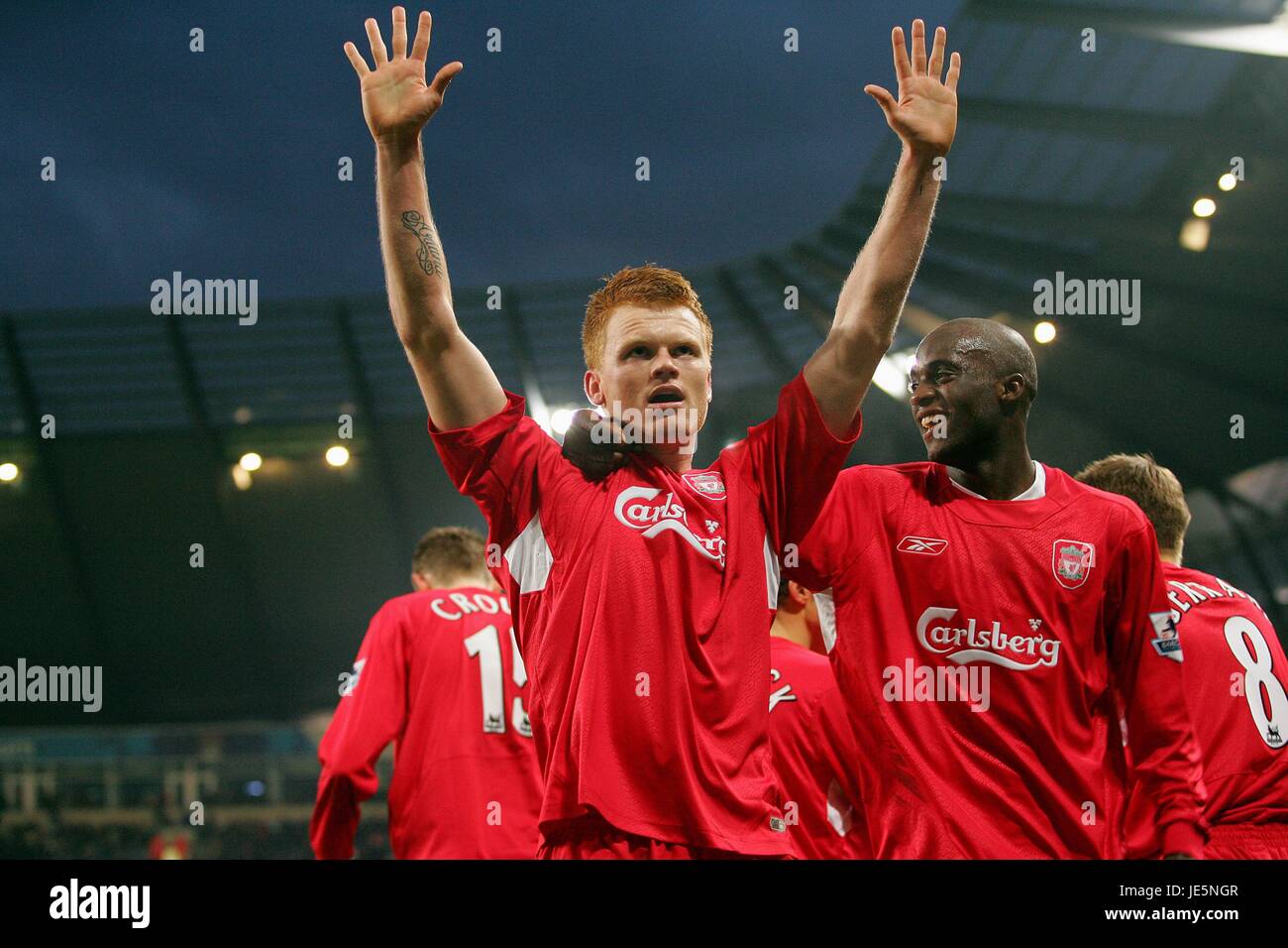 John arne riise celebrating hi-res stock photography and images - Alamy