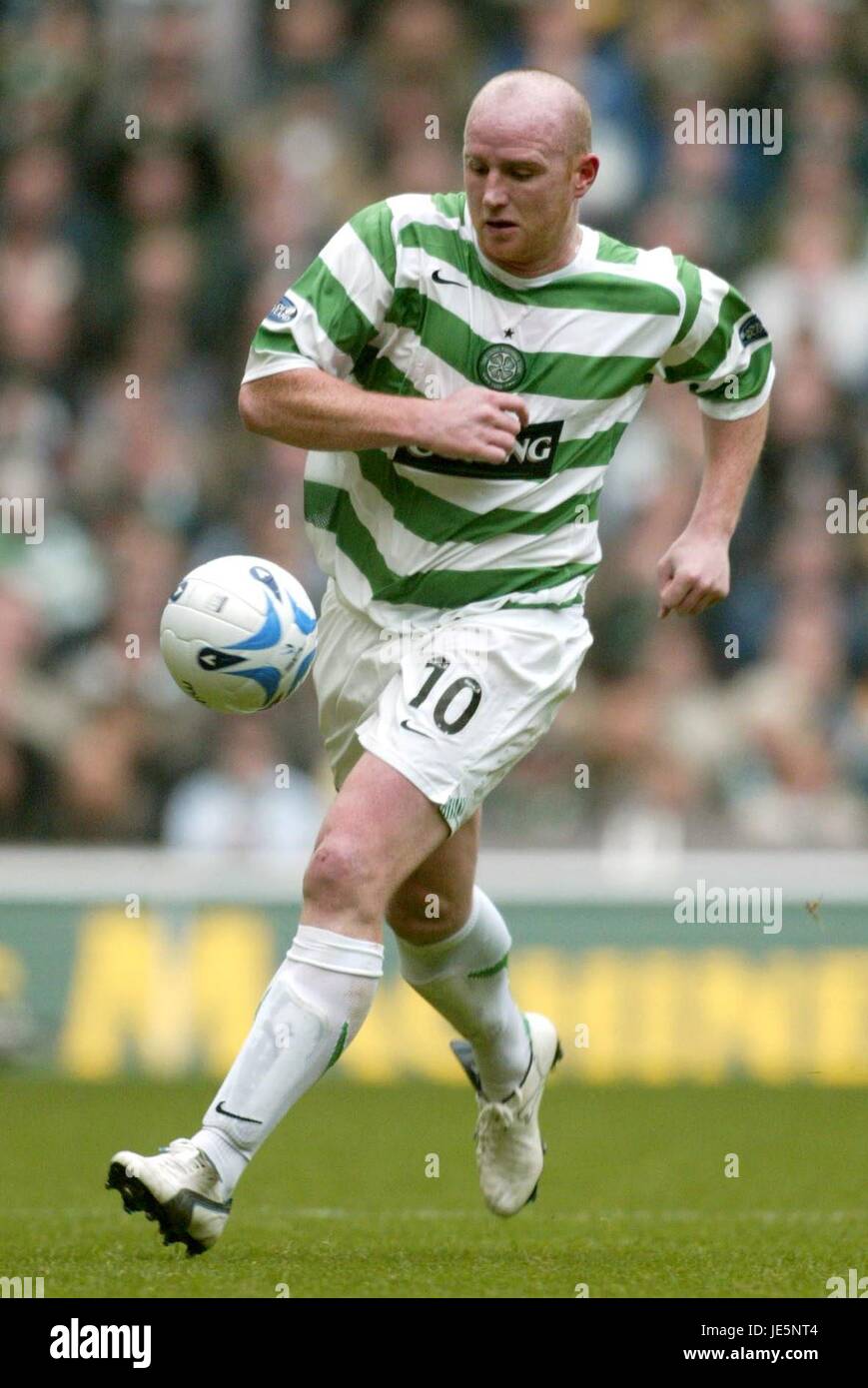 JOHN HARTSON GLASGOW CELTIC FC CELTIC PARK GLASGOW SCOTLAND 19 November ...