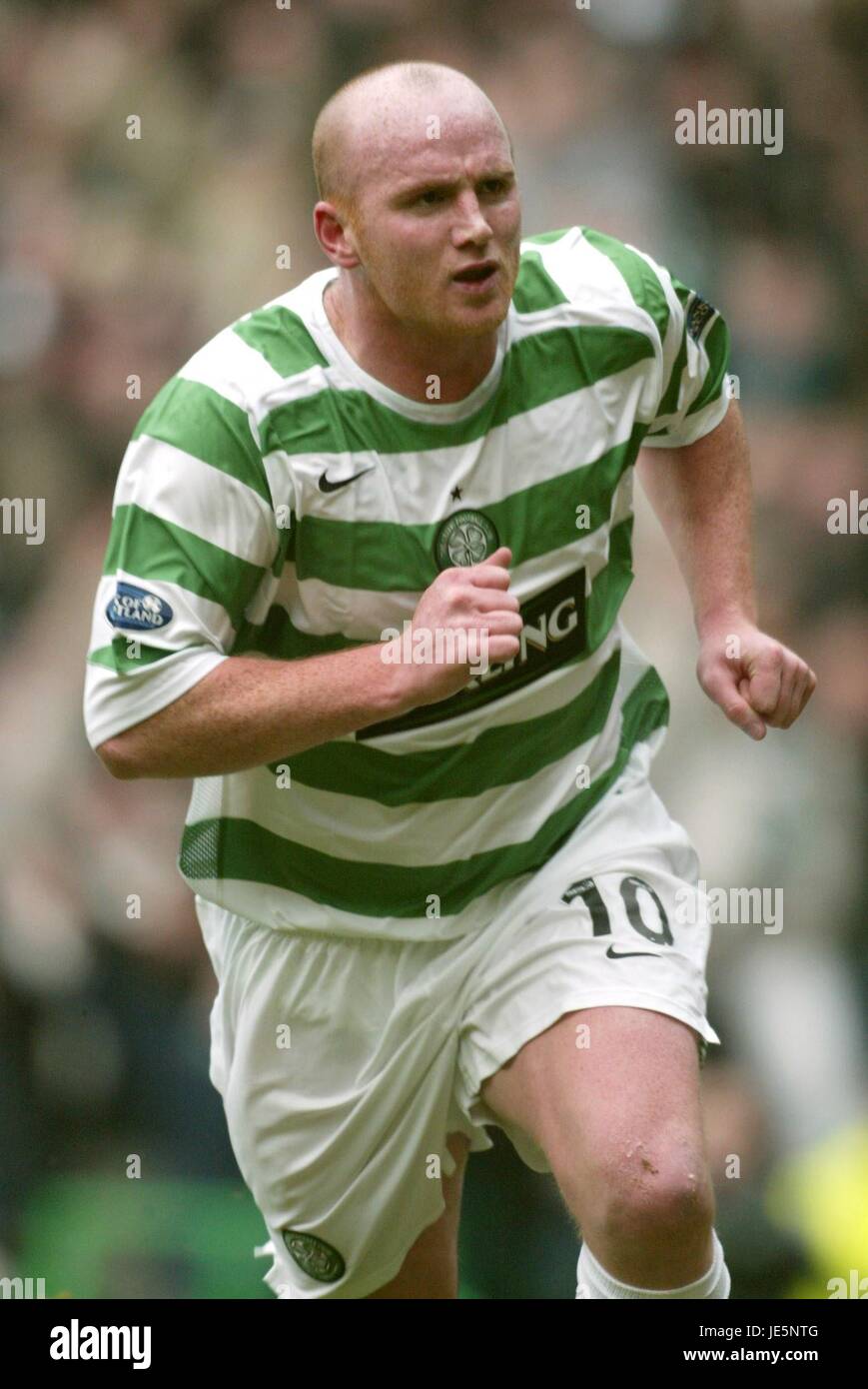 JOHN HARTSON GLASGOW CELTIC FC CELTIC PARK GLASGOW SCOTLAND 19 November ...