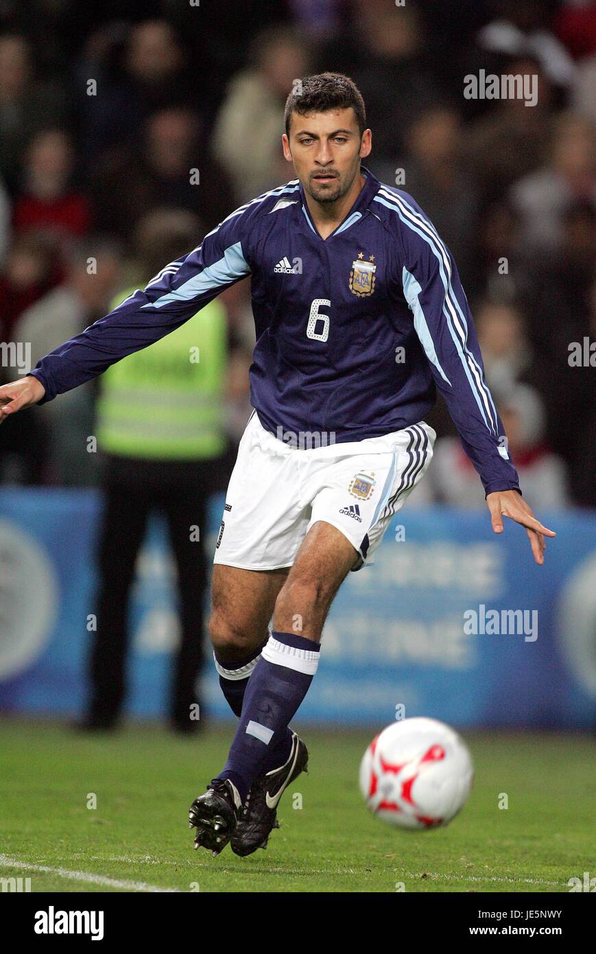WALTER SAMUEL ARGENTINA STADE DE GENEVE SWITZERLAND 12 November 2005 ...