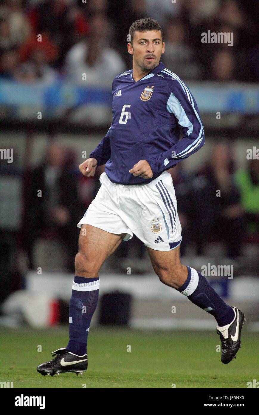 WALTER SAMUEL ARGENTINA STADE DE GENEVE SWITZERLAND 12 November 2005 ...