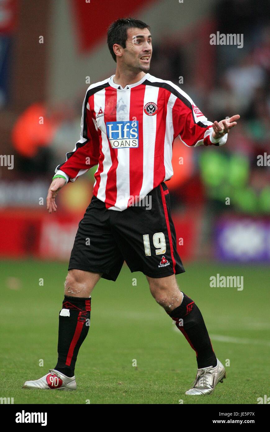 KEITH GILLESPIE SHEFFIELD UNITED FC BRAMALL LANE SHEFFIELD ENGLAND 29 ...