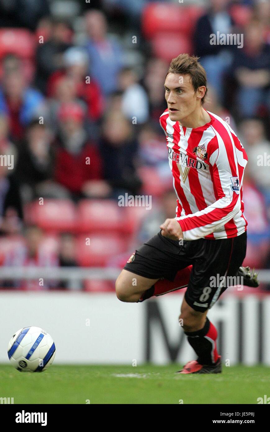 DEAN WHITEHEAD SUNDERLAND FC STADIUM OF LIGHT SUNDERLAND ENGLAND 29 ...