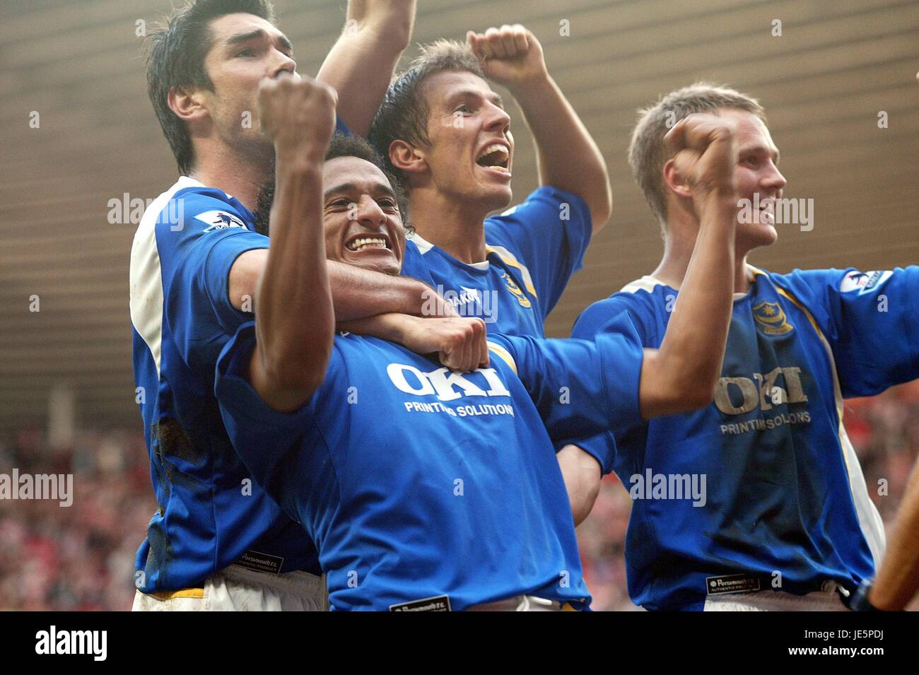 DARIO SILVA & TEAM MATES SUNDERLAND V PORTSMOUTH STADIUM OF LIGHT ...