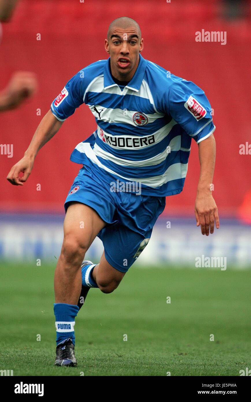 JAMES HARPER READING FC BRITANNIA STADIUM STOKE ENGLAND 22 October 2005 ...