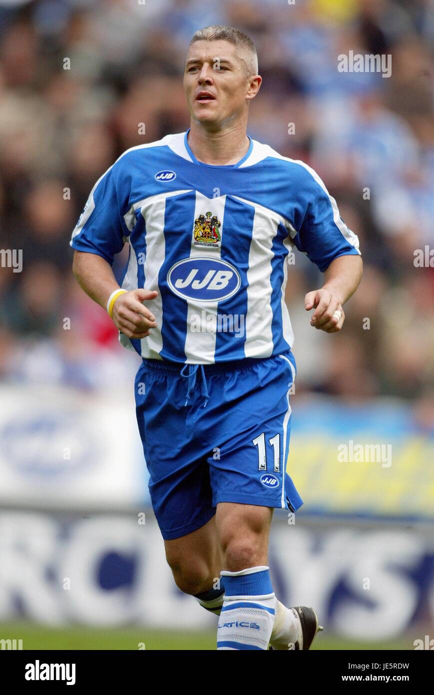 GRAHAM KAVANAGH WIGAN ATHLETIC FC JJB STADIUM WIGAN ENGLAND 15 October ...