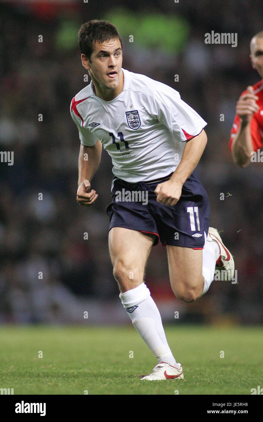 JOE COLE ENGLAND & CHELSEA FC OLD TRAFFORD MANCHESTER ENGLAND 12 ...