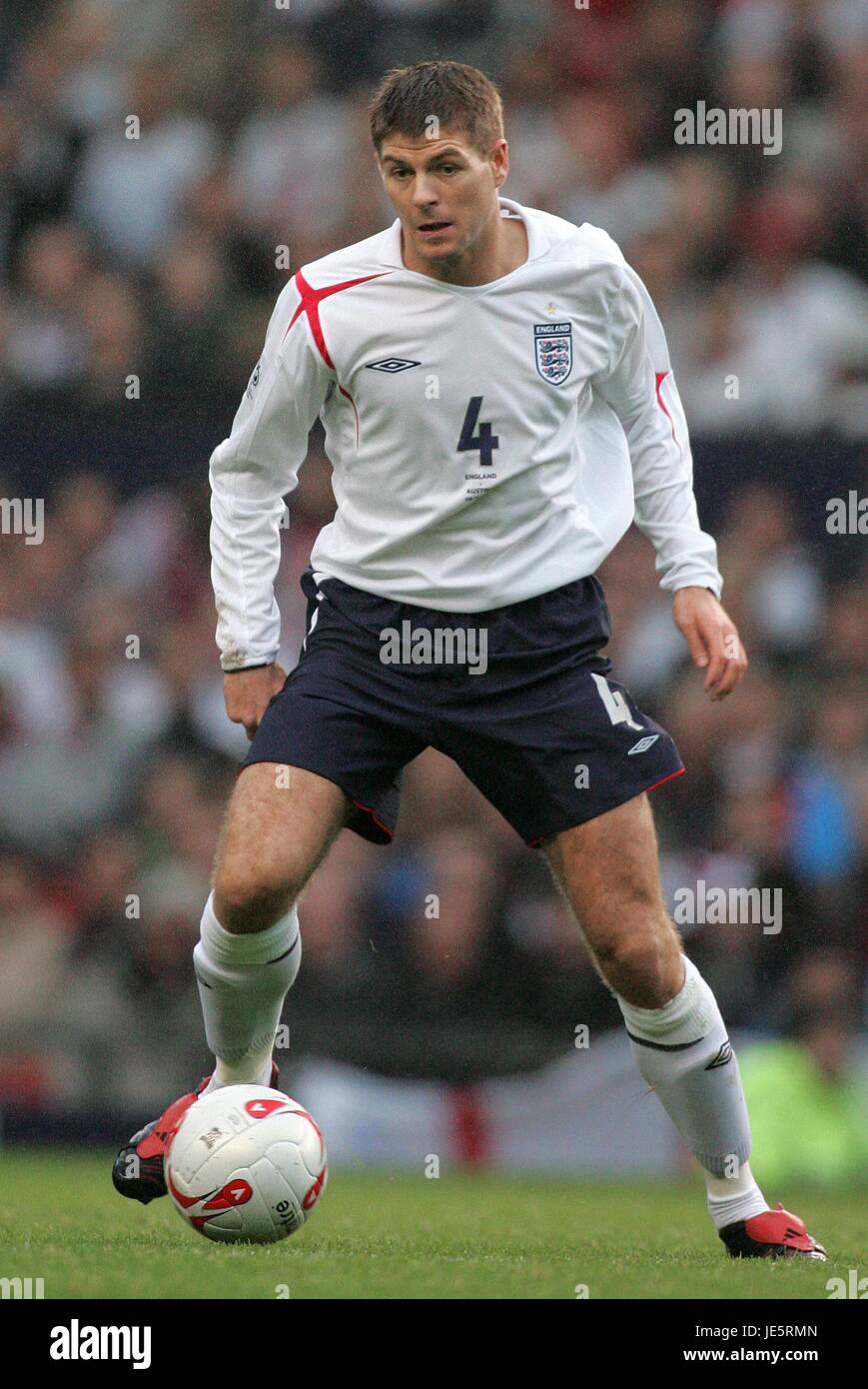 STEVEN GERRARD LIVERPOOL FC OLD TRAFFORD MANCHESTER ENGLAND 08 October ...