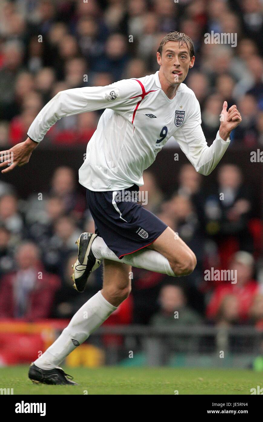 PETER CROUCH ENGLAND & LIVERPOOL FC OLD TRAFFORD MANCHESTER ENGLAND 08 ...