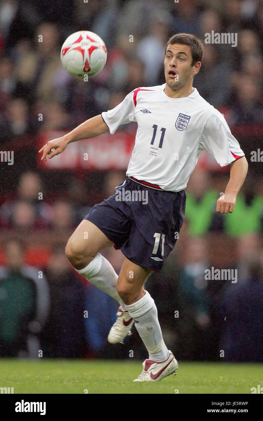 JOE COLE ENGLAND V AUSTRIA 08 October 2005 Stock Photo - Alamy