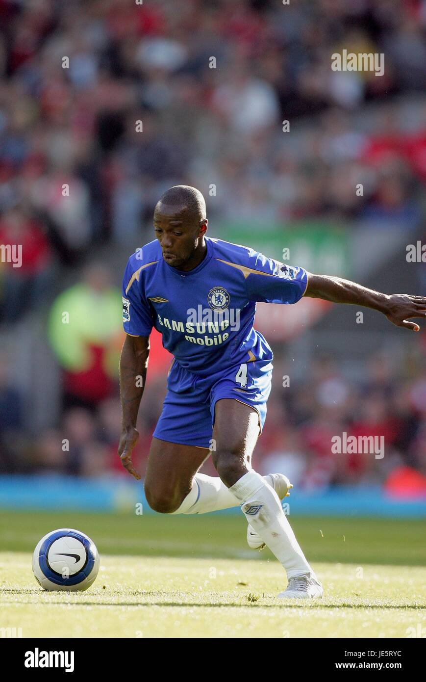 CLAUDE MAKELELE CHELSEA FC ANFIELD LIVERPOOL ENGLAND 02 October 2005 ...