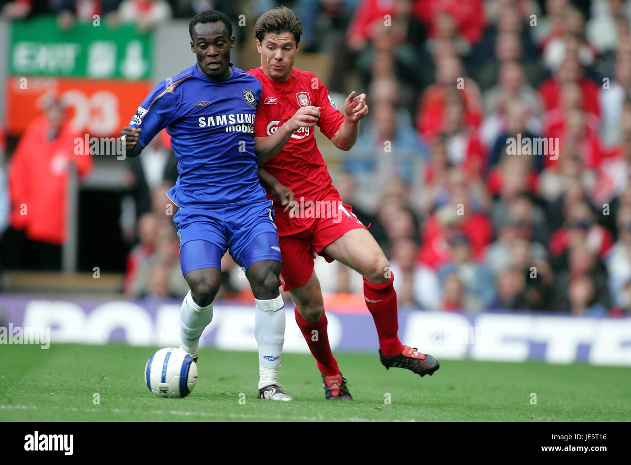 MICHAEL ESSIEN & XABI ALONSO LIVERPOOL V CHELSEA ANFIELD LIVERPOOL ...