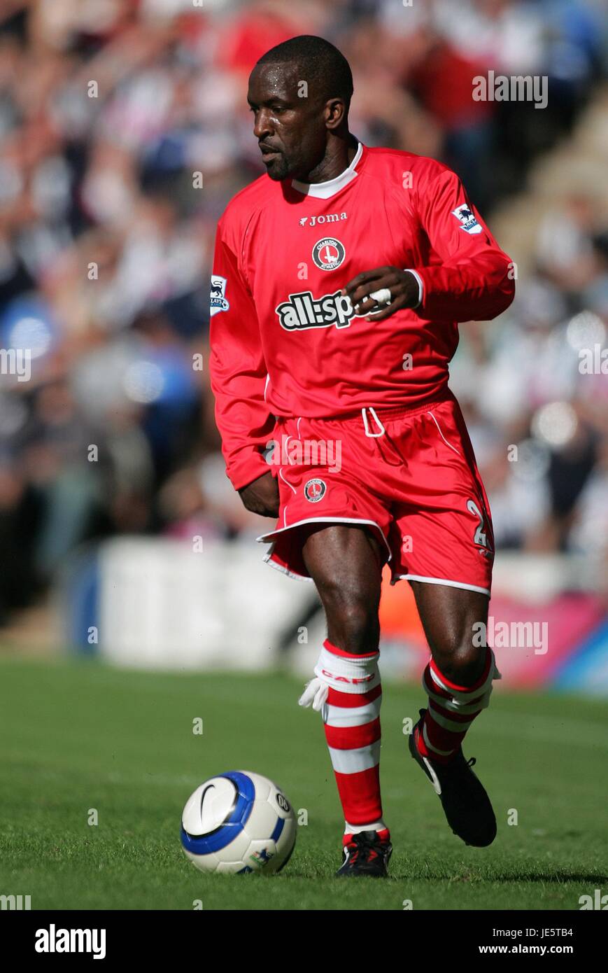 Chris powell charlton hi-res stock photography and images - Alamy