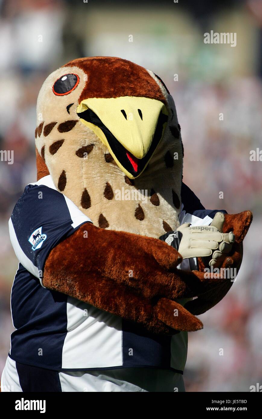 West Bromwich Albion Mascot High Resolution Stock Photography and ...