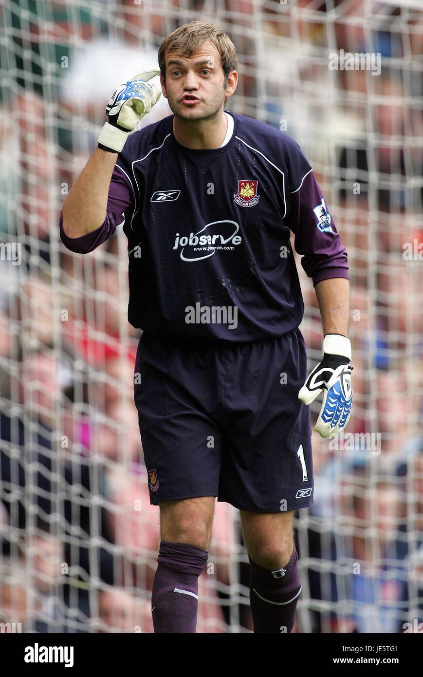 ROY CARROLL WEST HAM UNITED FC UPTON PARK WEST HAM LONDON ENGLAND 24 ...