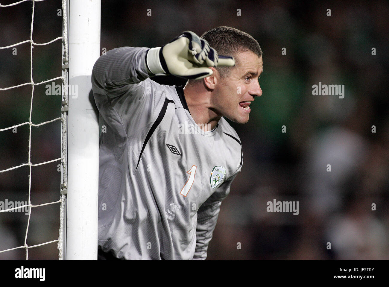 SHAY GIVEN REPUBLIC OF IRELAND LANSDOWNE ROAD DUBLIN 07 September 2005 ...