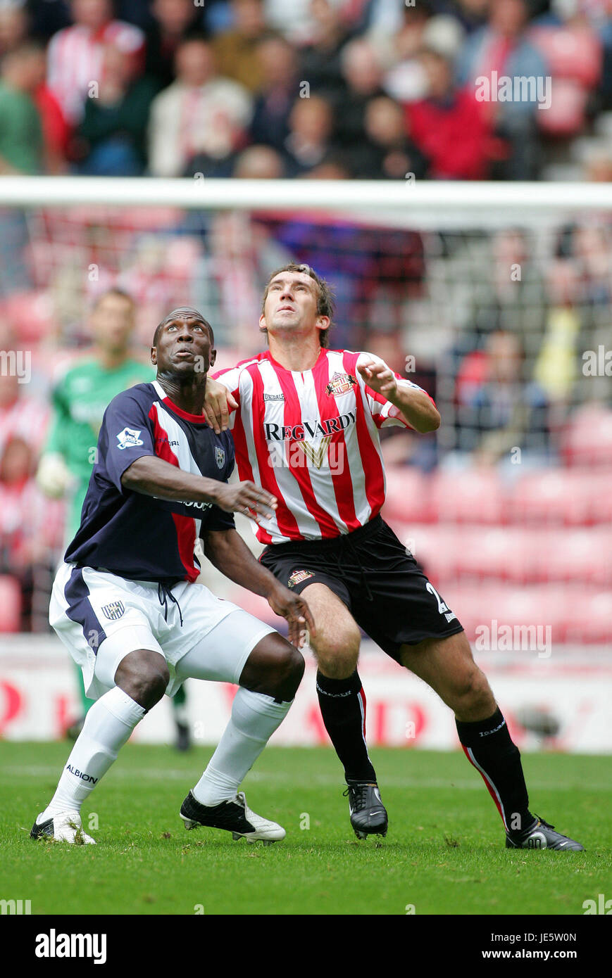 ALAN STUBBS & KEVIN CAMPBELL SUNDERLAND V WEST BROM STADIUM OF LIGHT ...