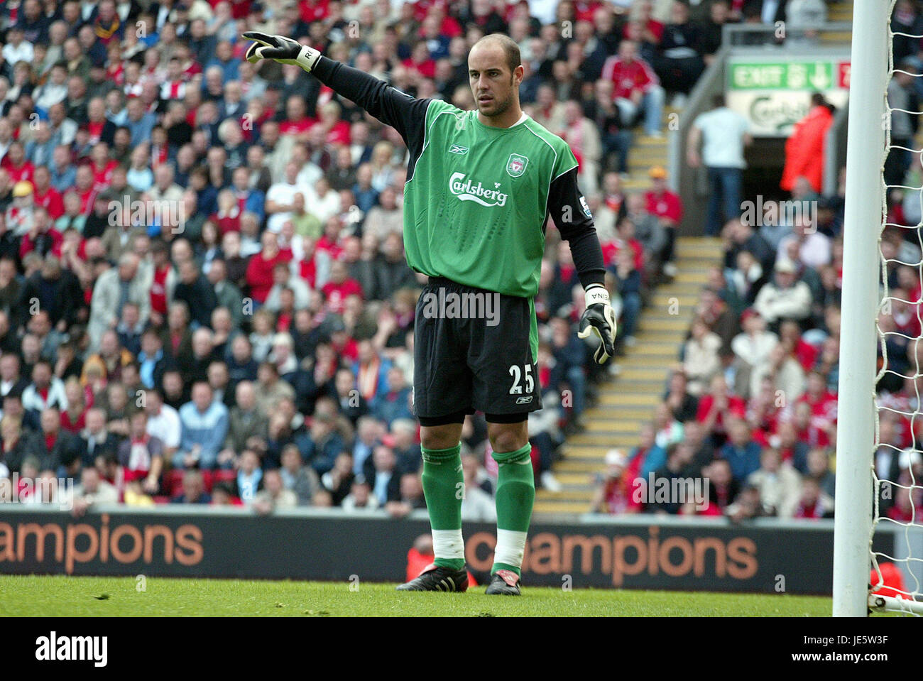 JOSE REINA LIVERPOOL FC ANFIELD LIVERPOOL ENGLAND 18 September 2005 ...