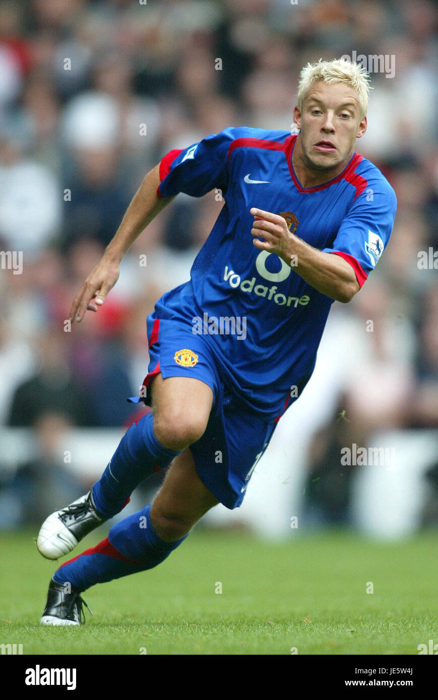 ALAN SMITH MANCHESTER UNITED FC ANFIELD LIVERPOOL ENGLAND 18 September ...
