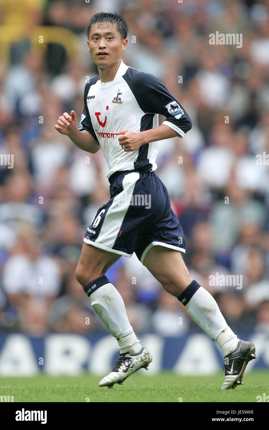 Young pyo lee tottenham hotspur fc hi-res stock photography and images ...