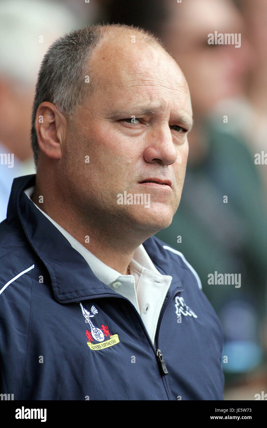 MARTIN JOL TOTTENHAM HOTSPUR MANAGER WHITE HART LANE TOTTENHAM LONDON ...