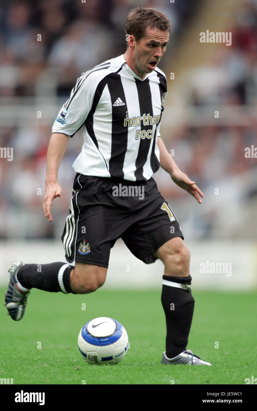 MICHAEL OWEN NEWCASTLE UNITED FC ST JAMES PARK NEWCASTLE ENGLAND 10 ...
