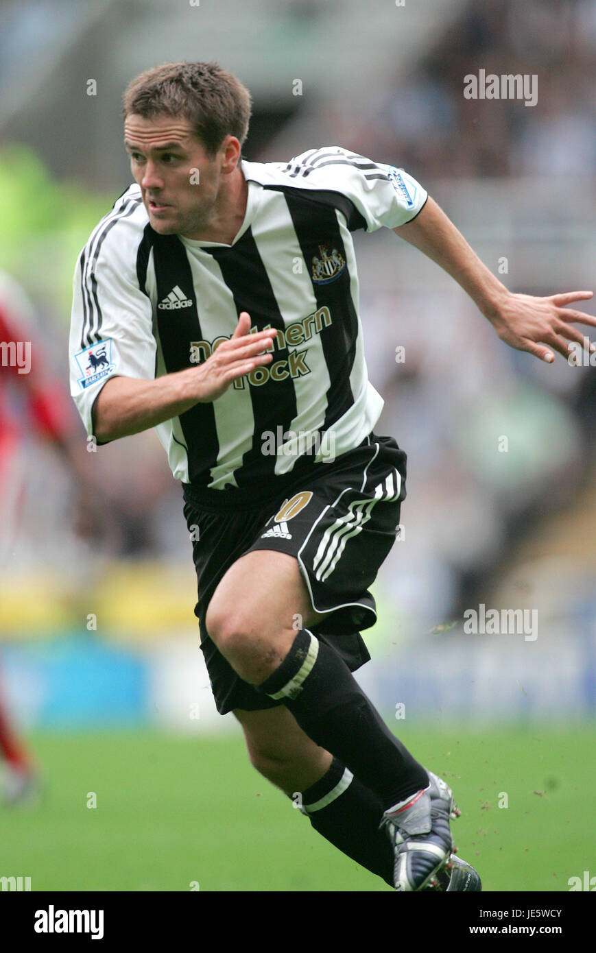 MICHAEL OWEN NEWCASTLE UNITED FC ST JAMES PARK NEWCASTLE ENGLAND 10 ...