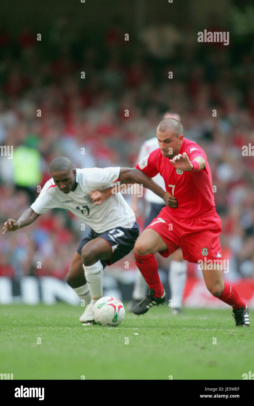 JERMAINE DEFOE & CARL FLETCHER WALES V ENGLAND THE MILLENNIUM STADIUM ...