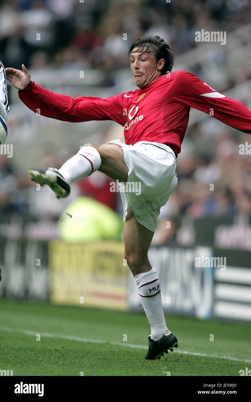 GABRIEL HEINZE MANCHESTER UNITED FC ST.JAMES PARK NEWCASTLE 28 August ...