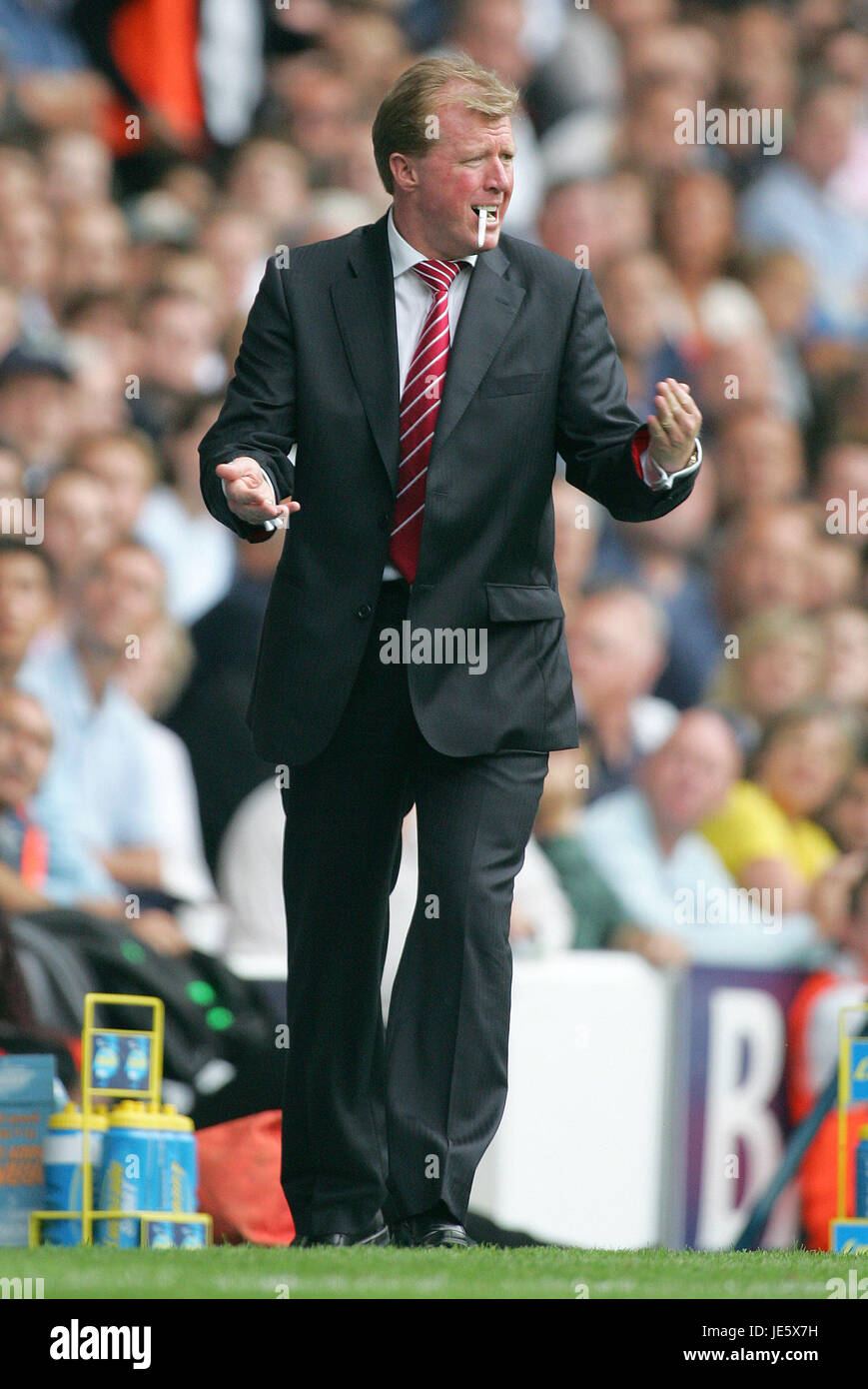Middlesbrough fc manager steve mcclaren hi-res stock photography and ...
