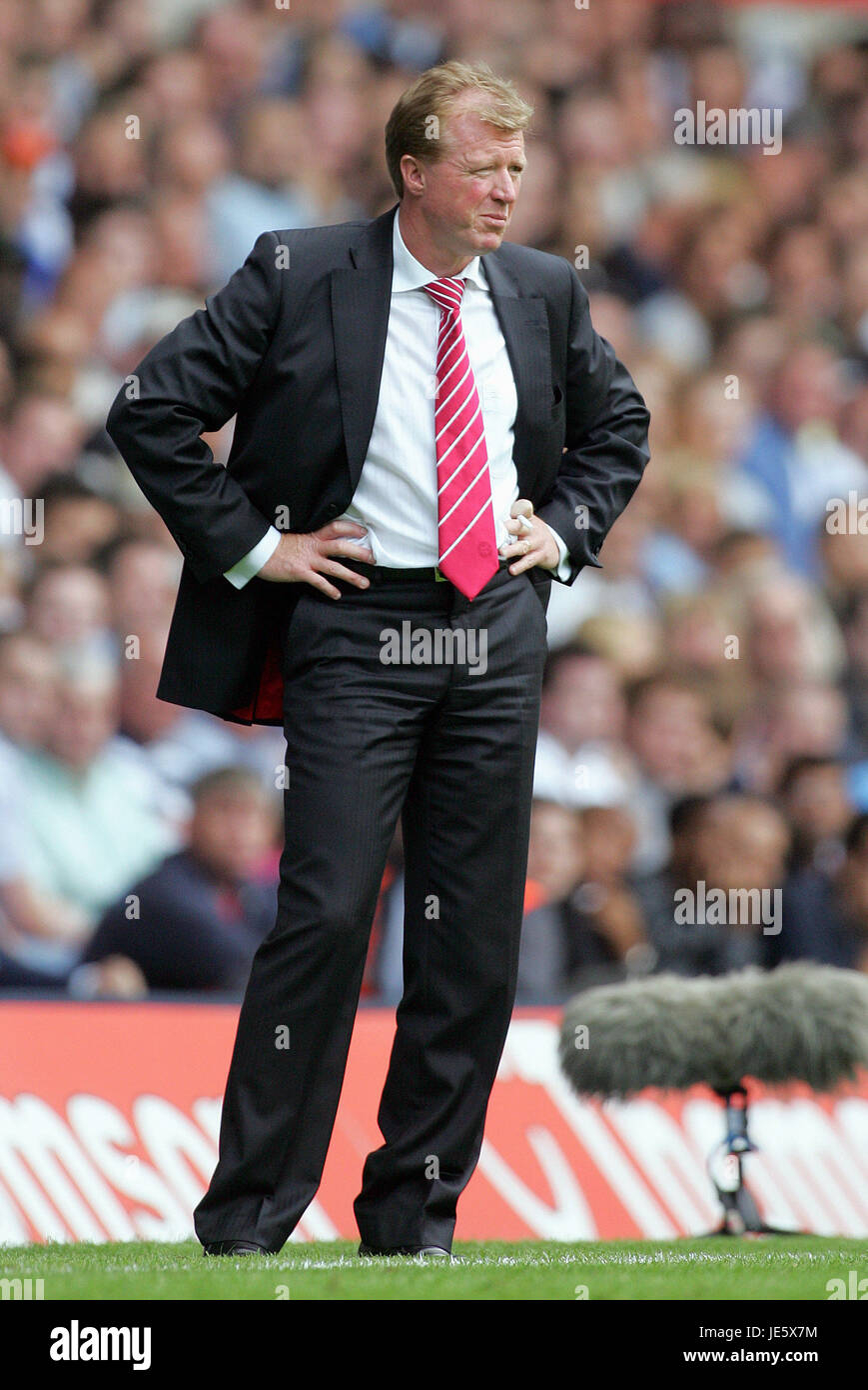 Middlesbrough fc manager steve mcclaren hi-res stock photography and ...