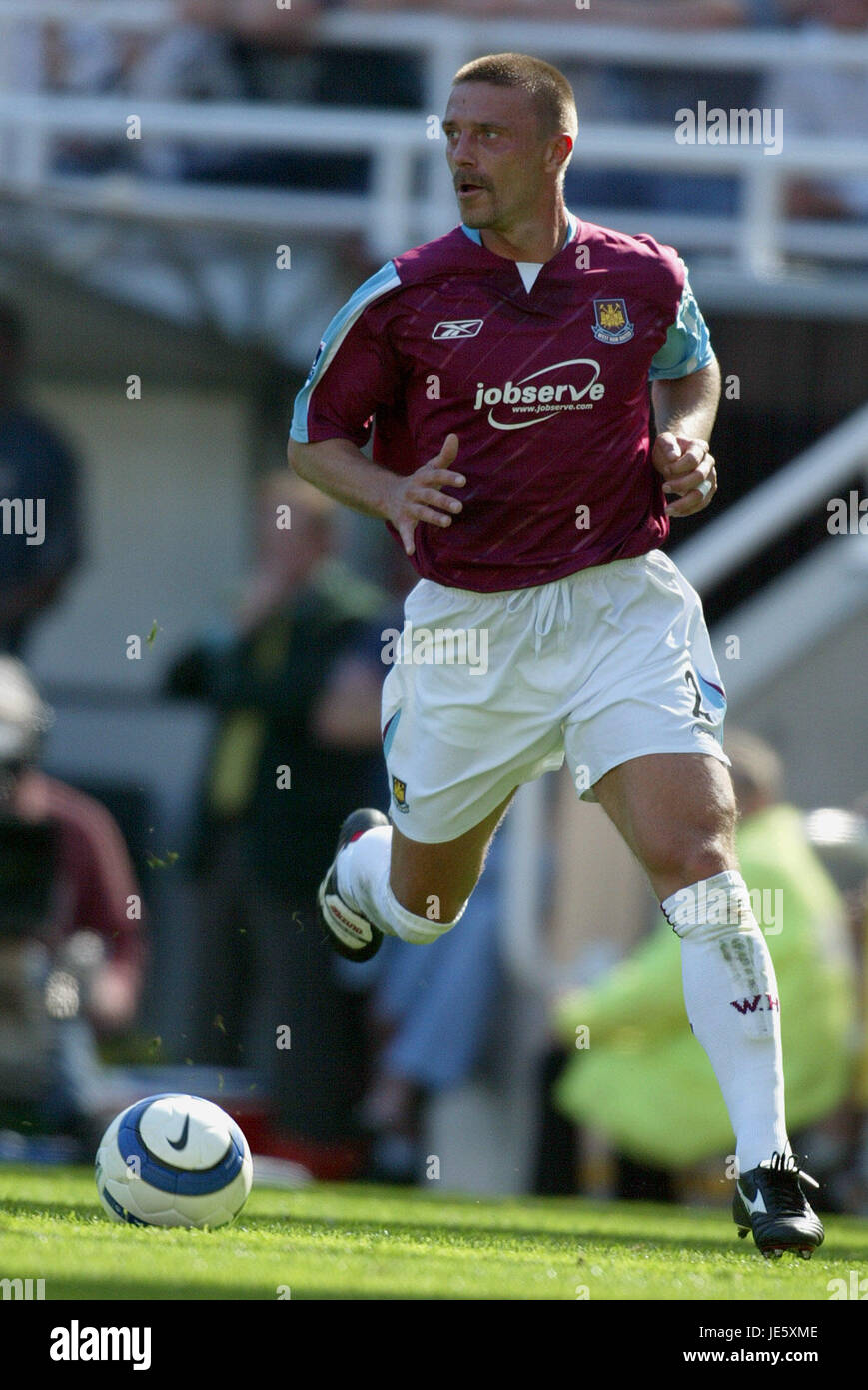 TOMAS REPKA WEST HAM UNITED FC ST JAMES PARK NEWCASTLE ENGLAND 20 ...