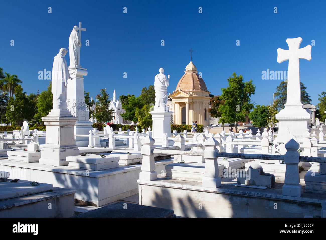 Cuban catholic cemetery hi-res stock photography and images - Alamy