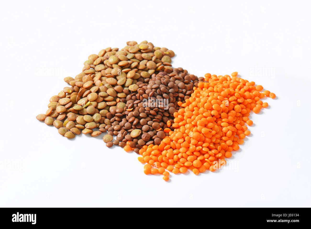 Whole lentil lens culinaris seeds hi-res stock photography and images ...
